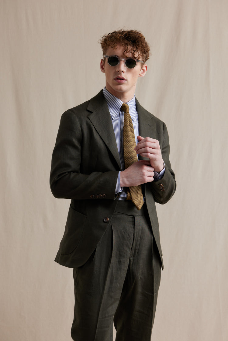 Easywear – Benjamin Barker Studios